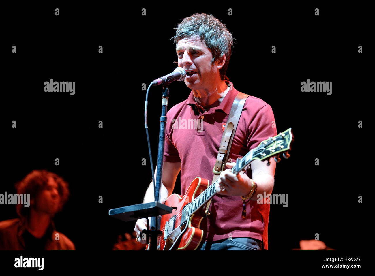 British musician singer hi-res stock photography and images - Alamy