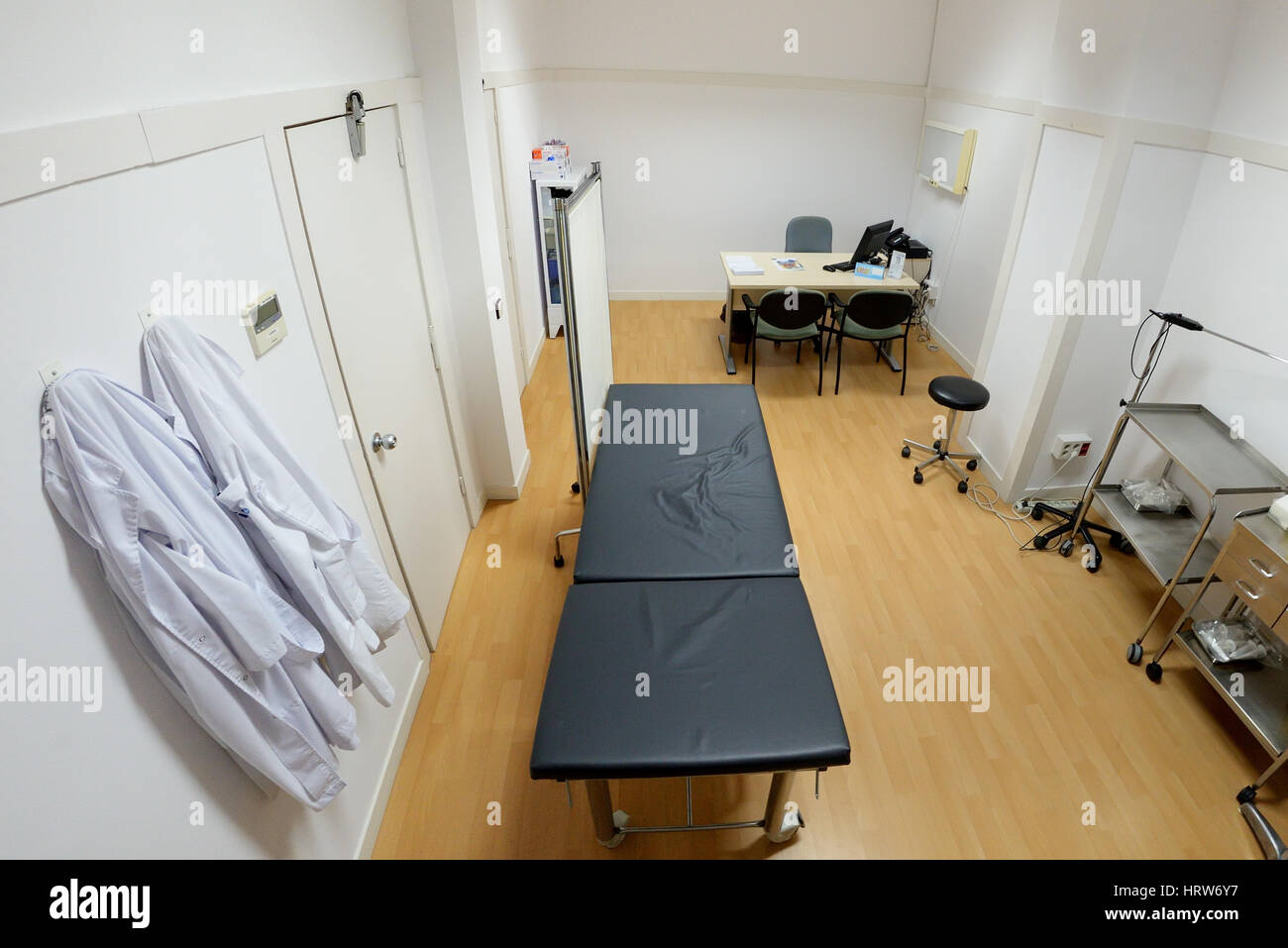 Empty medical office Stock Photo - Alamy