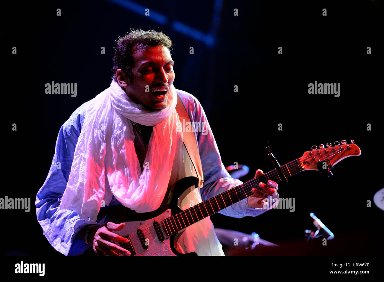 Arabic concert hi-res stock photography and images - Alamy