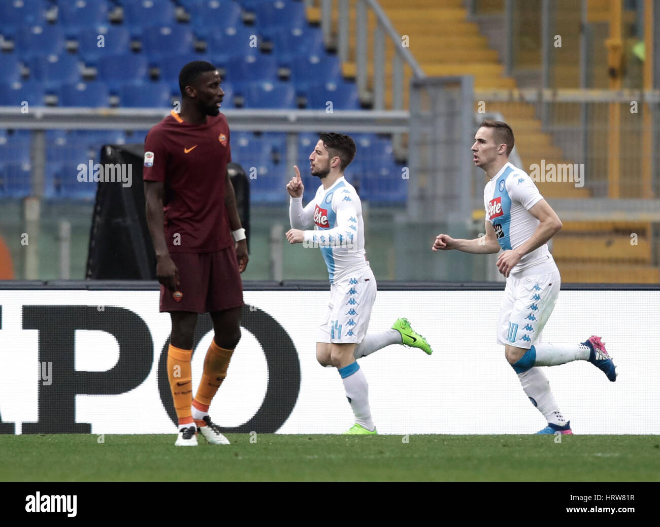 Rome, Italy. 04th Mar, 2017. NapoliÕs Dries Mertens, center, celebrates ...