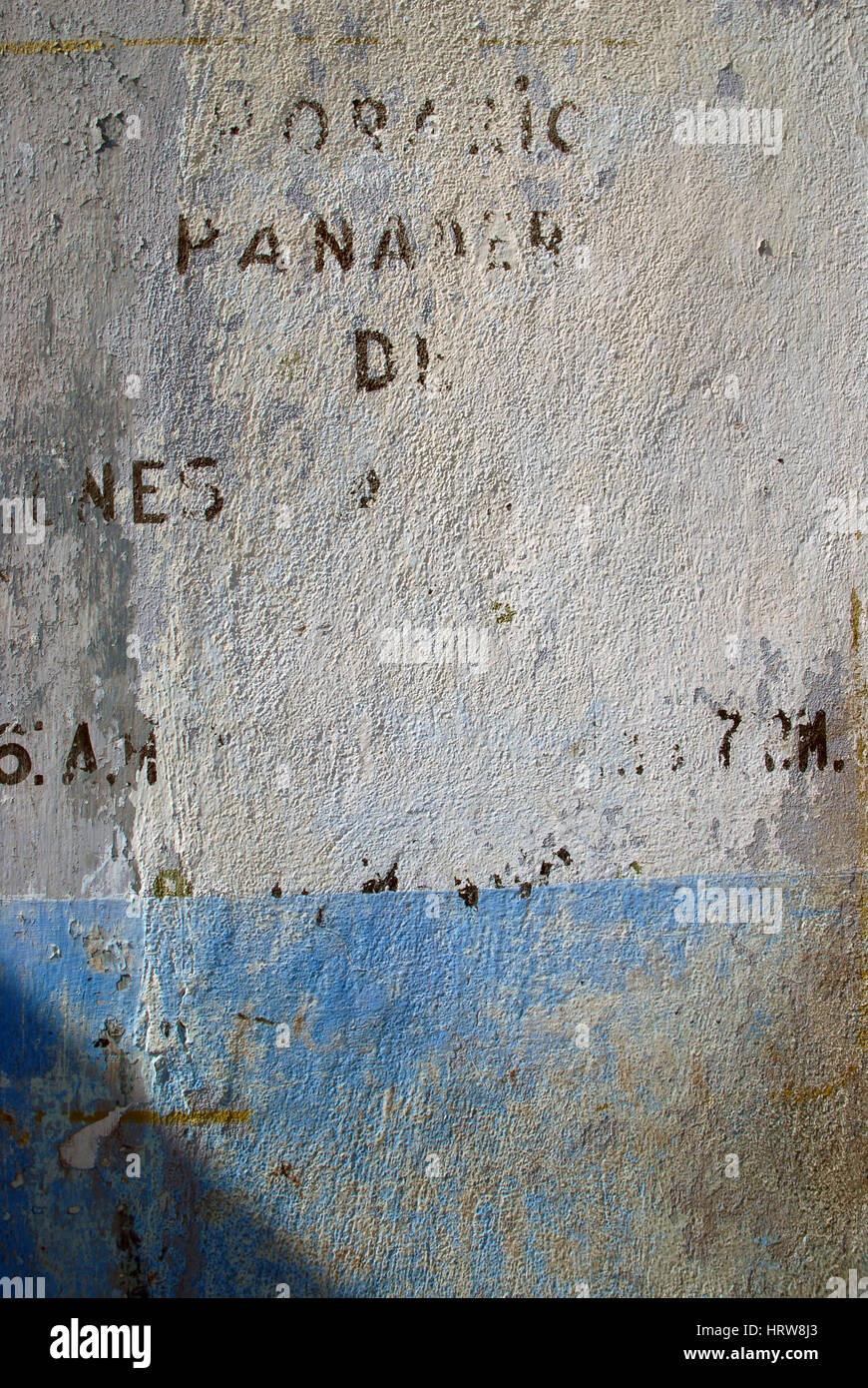 Writing on wall, Havana, Cuba Stock Photo - Alamy