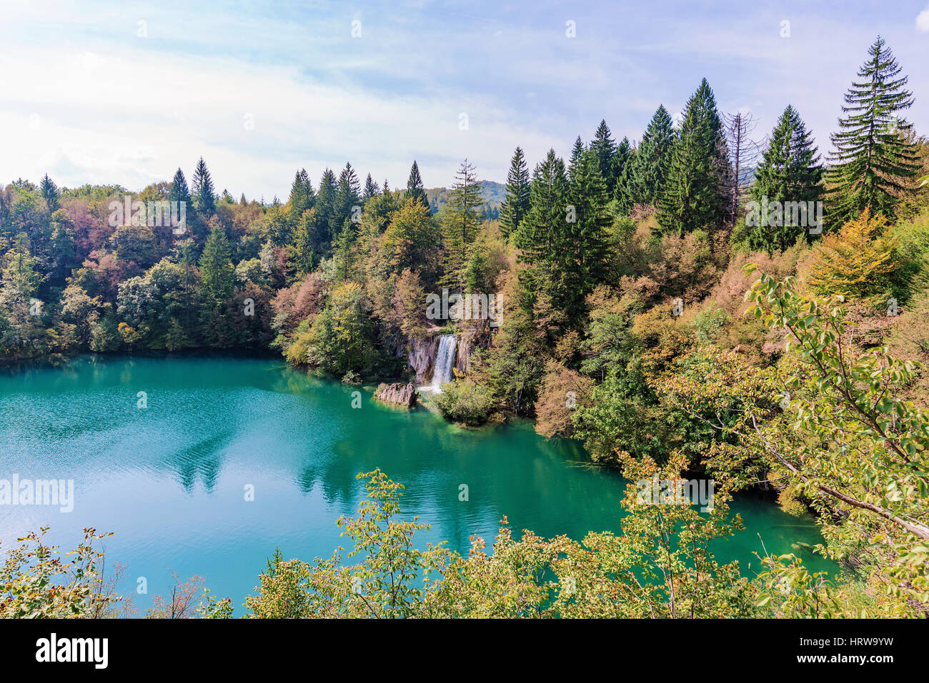 Beautiful waterfall plitvice lakes hi-res stock photography and images ...