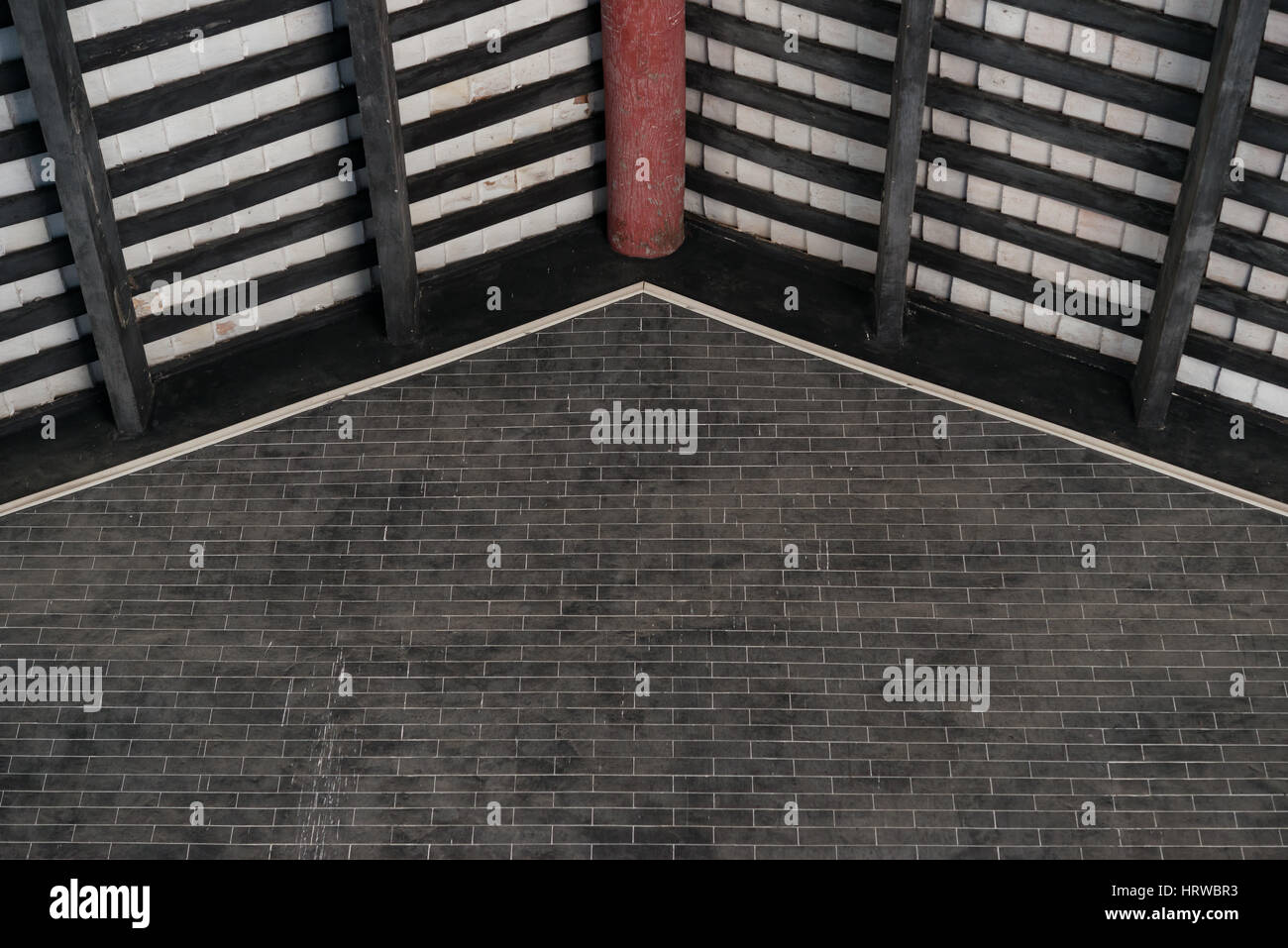 roof inside of a traditional Chinese building horizontal Stock Photo ...