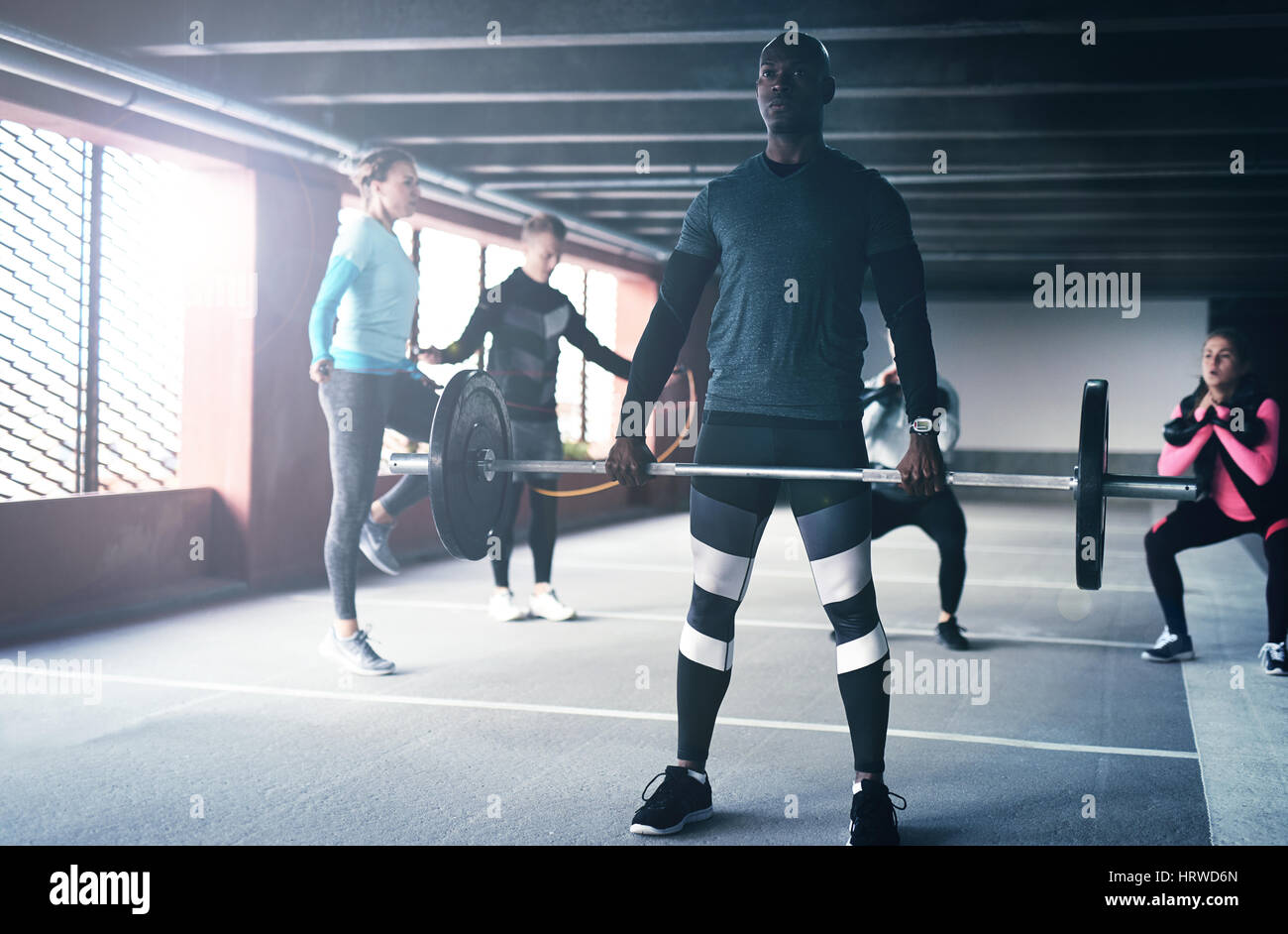 Lifting bar hi-res stock photography and images - Alamy