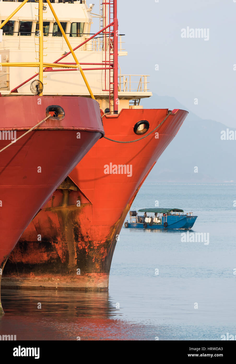 bow of a ship with water depth gauge Stock Photo - Alamy