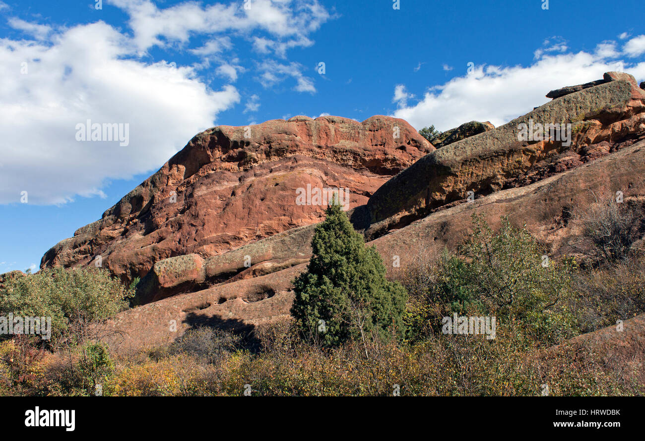 Gold mountain hi-res stock photography and images - Alamy