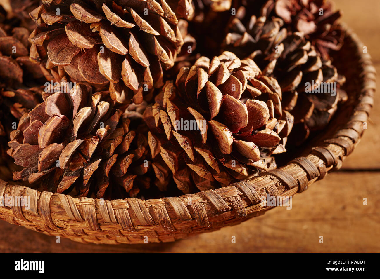 Decorative pine cones hi-res stock photography and images - Alamy
