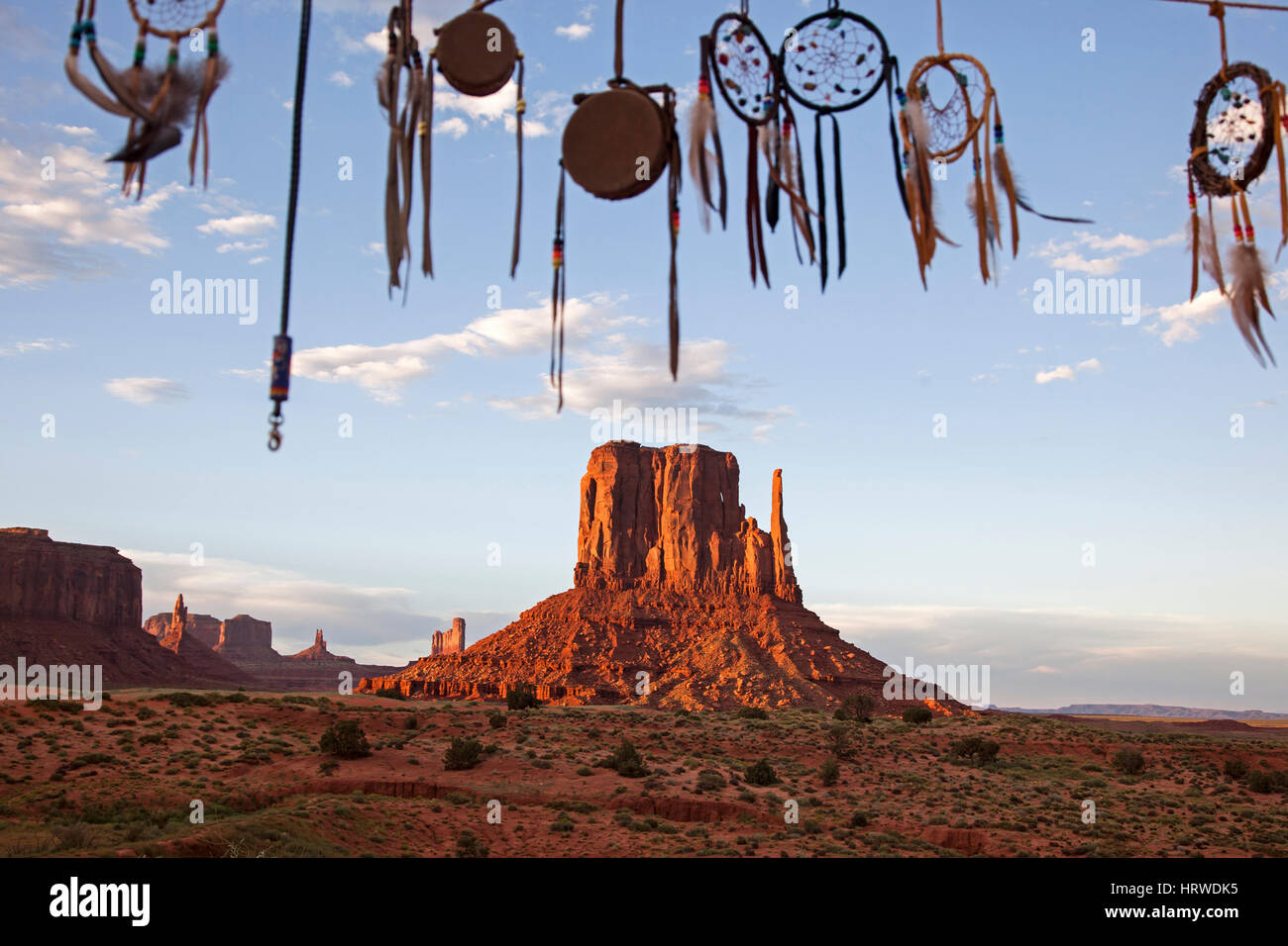 Round valley and native american hi-res stock photography and images ...