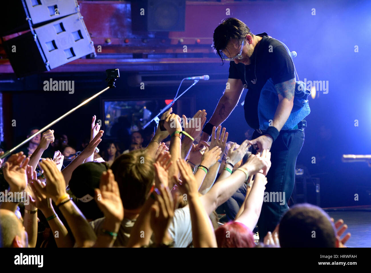 Young audience hi-res stock photography and images - Alamy