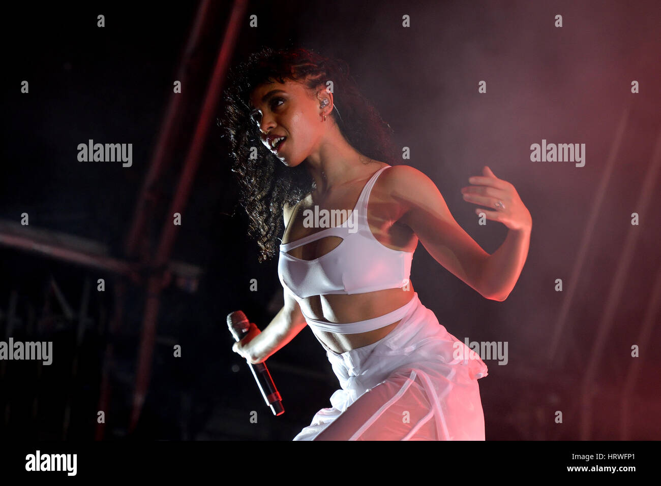 BARCELONA - JUN 20: FKA Twigs (band) in concert at Sonar Festival on ...