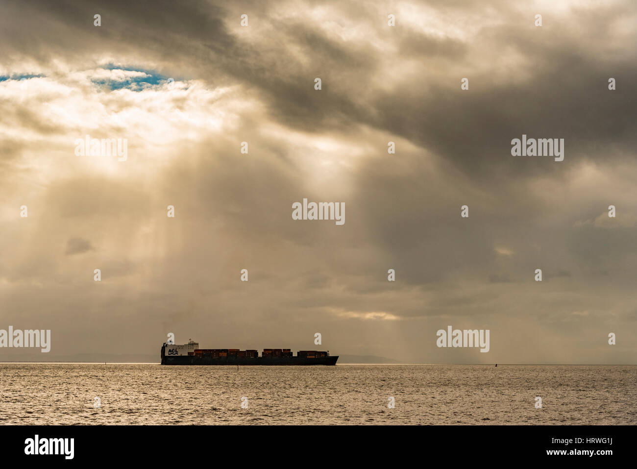Acl container ship atlantic conveyor hi-res stock photography and ...