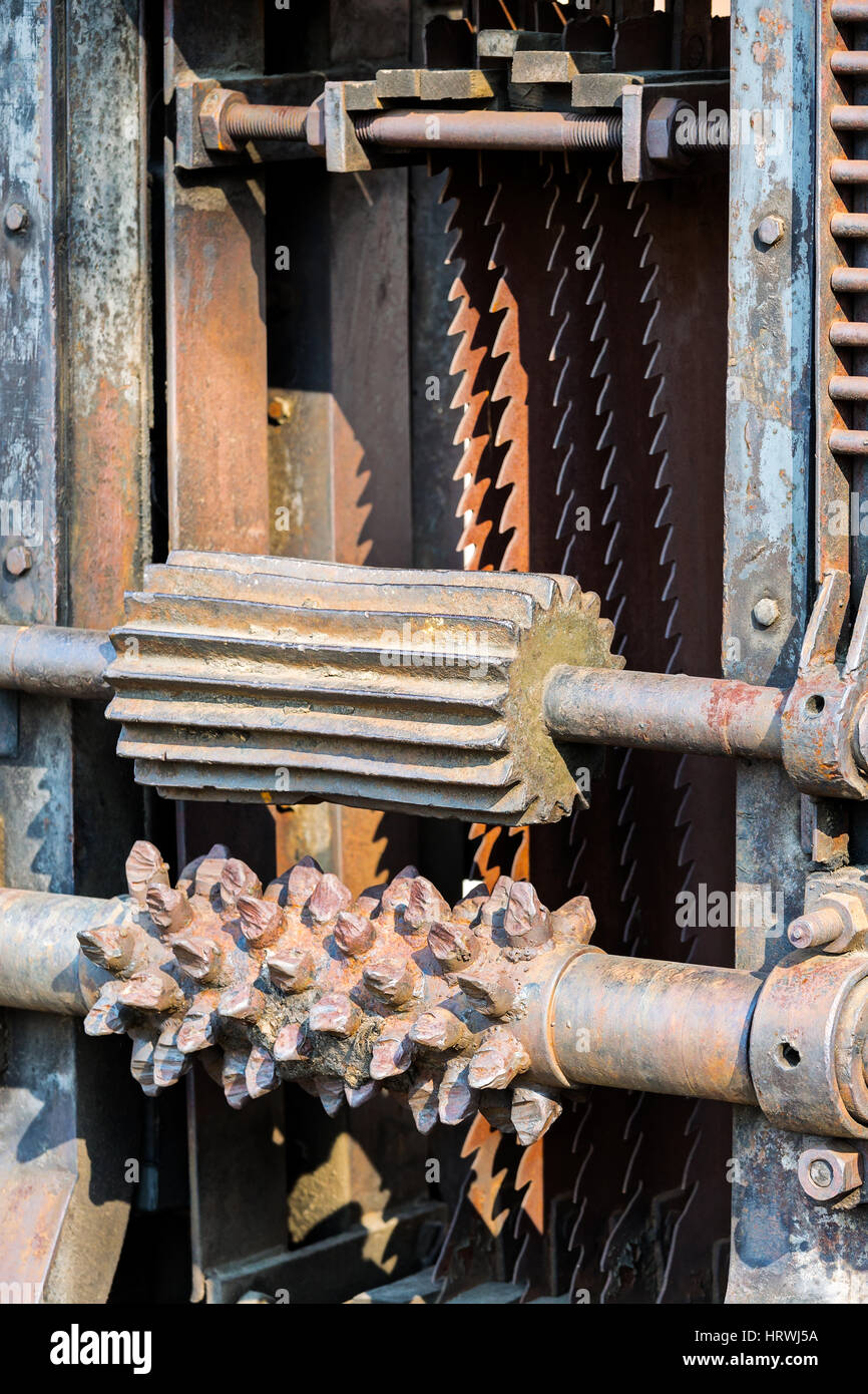Sawing gear hi-res stock photography and images - Alamy