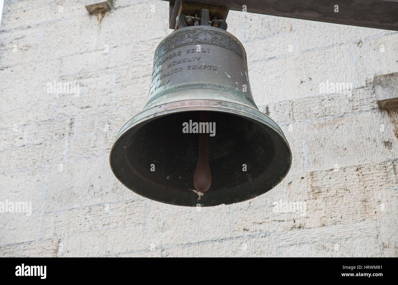 Bell Ringing Icon High Resolution Stock Photography and Images - Alamy