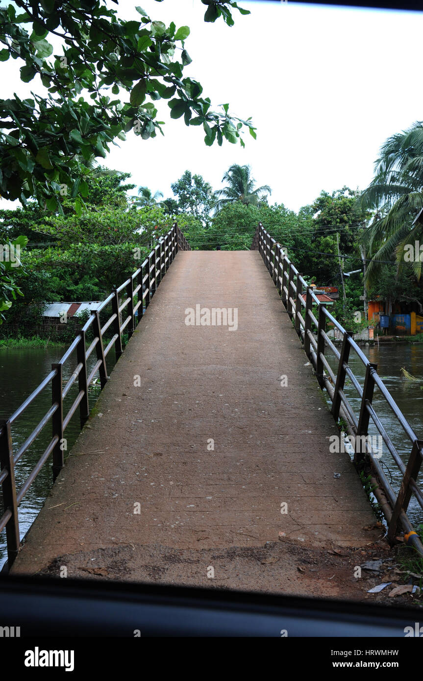 Beautiful scenic canal bridge in Alappuzha, Kerala, India (Photo ...