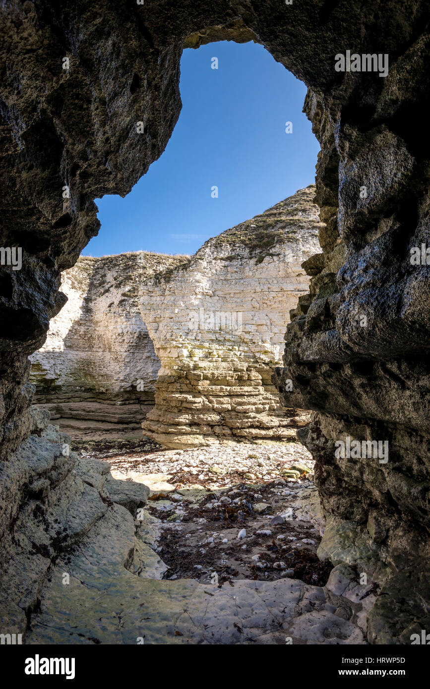 Flamborough head cave hi-res stock photography and images - Alamy