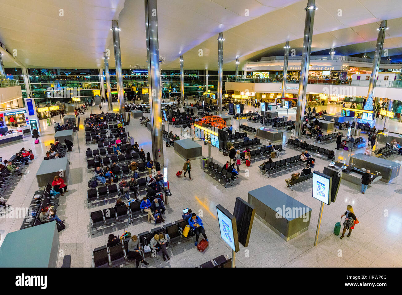 Airport terminal seating hi-res stock photography and images - Alamy