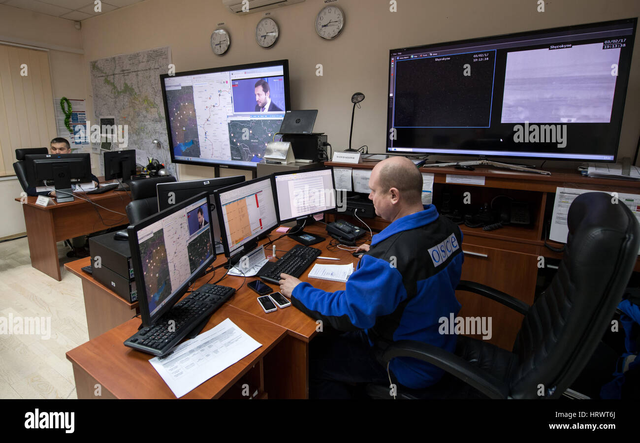 Kiev, Ukraine. 02nd Mar, 2017. Workers of the Organization for Security ...
