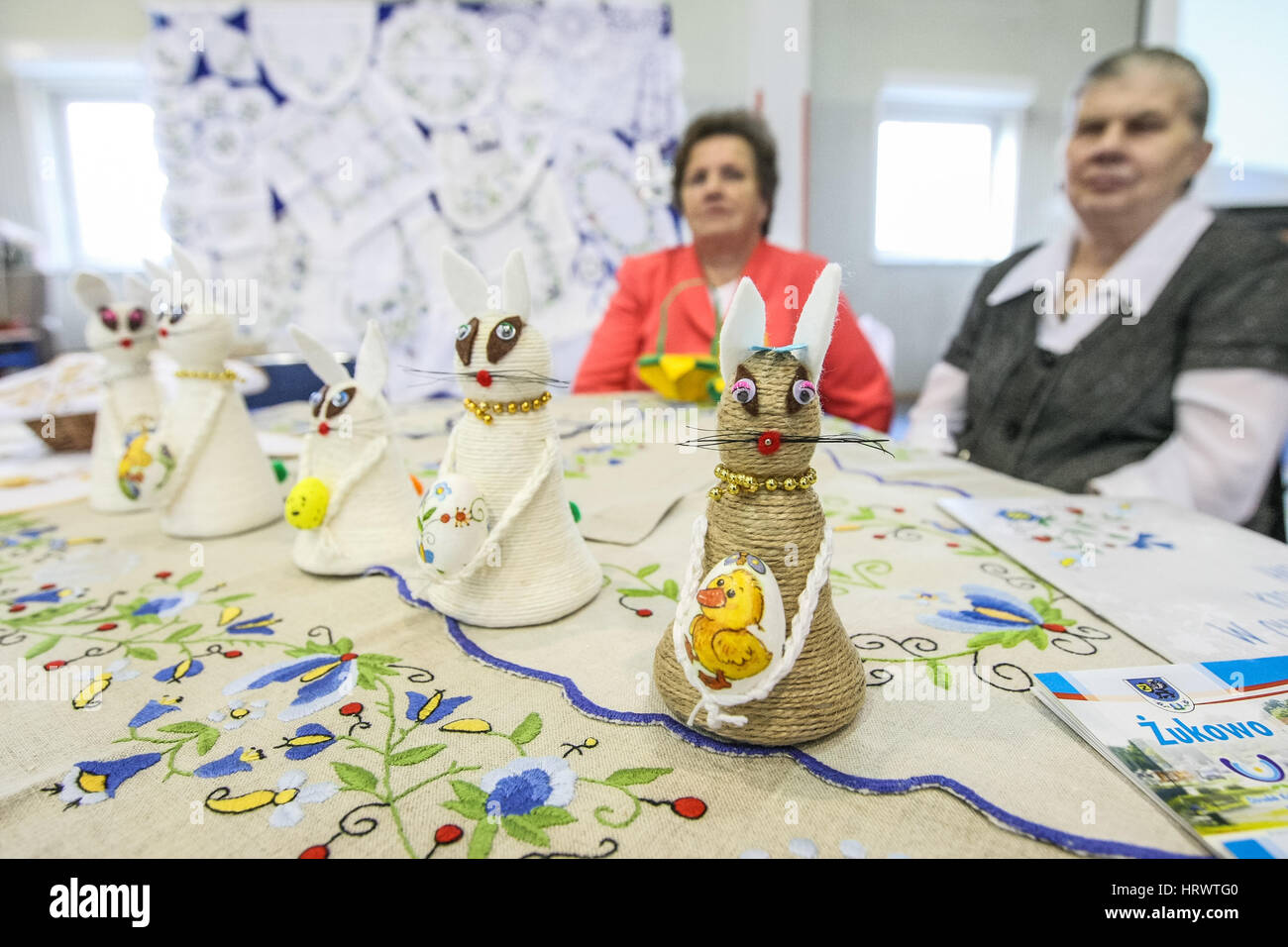 Kashubian embroidery hi-res stock photography and images - Alamy