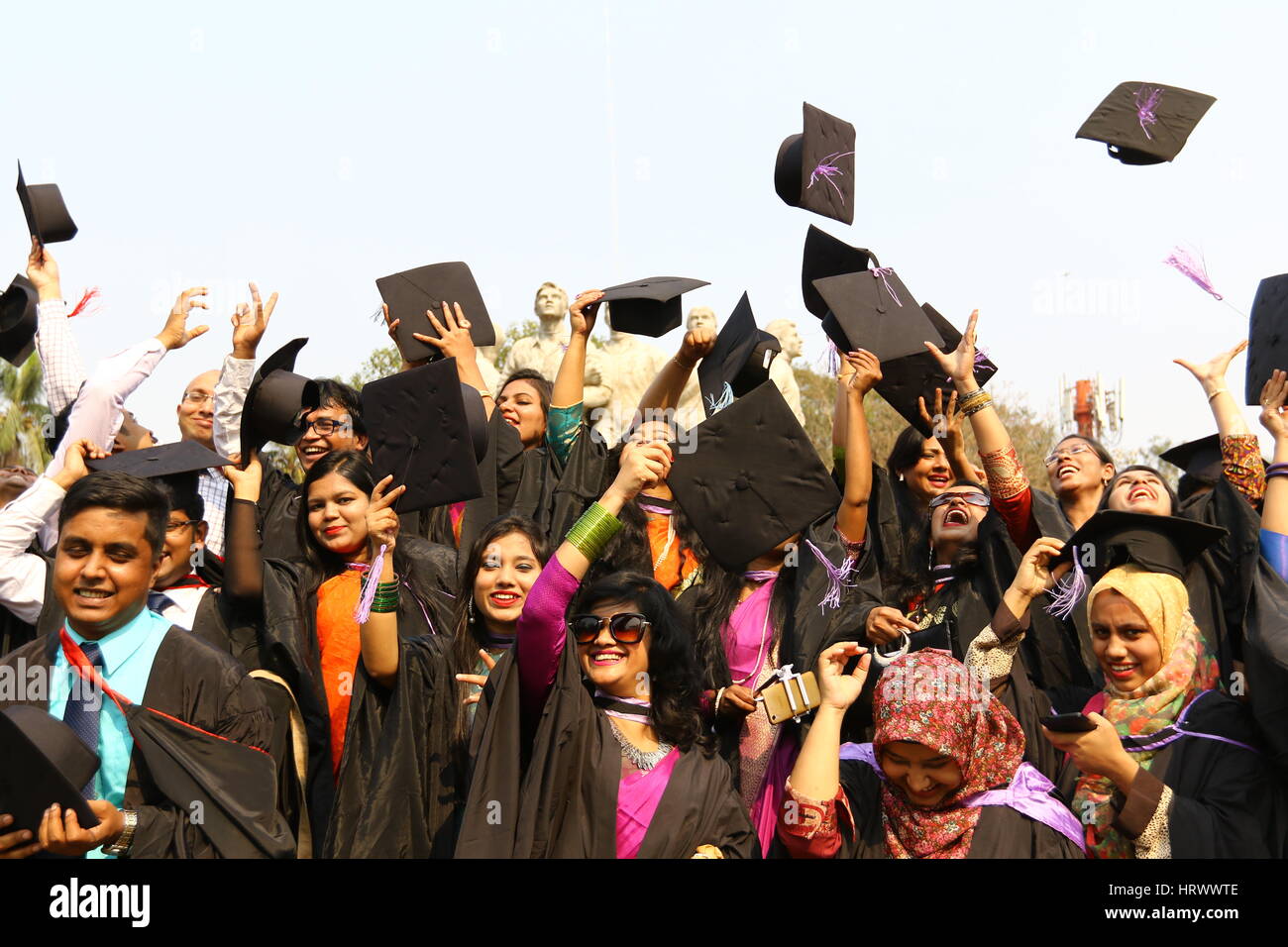 Dhaka, Bangladesh. 4th Mar, 2017. Dhaka University graduates throw ...