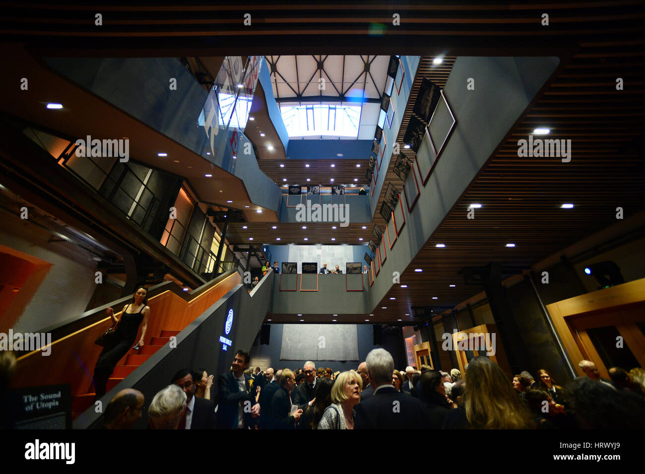 Pierre boulez concert hall hi-res stock photography and images - Alamy