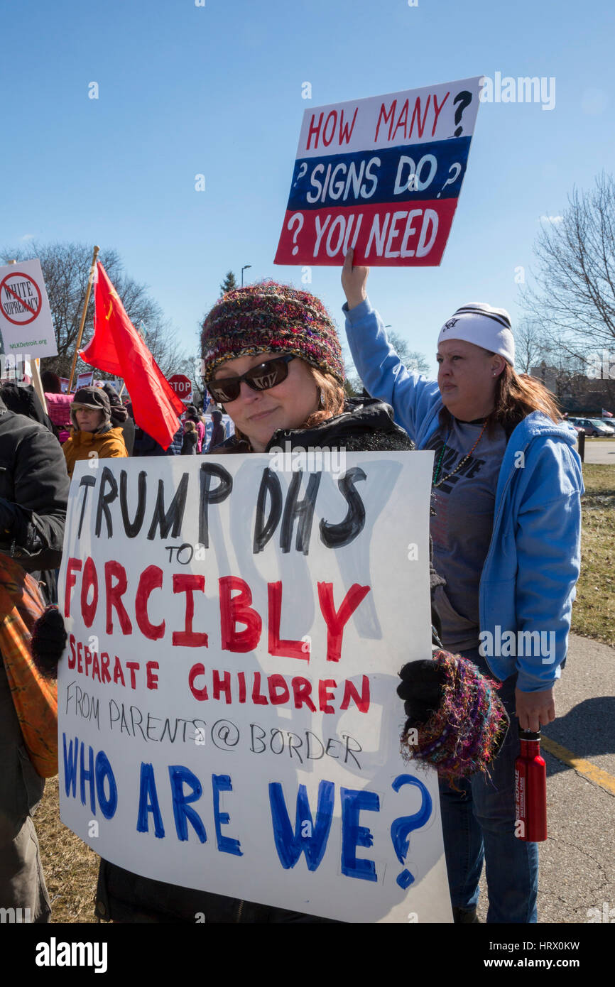 Donald trump family separation hi-res stock photography and images - Alamy