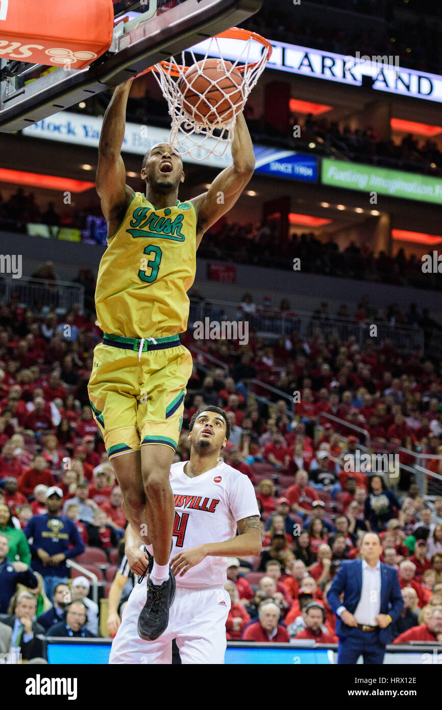 Notre dame fighting irish forward v j beachem 3 hi-res stock ...