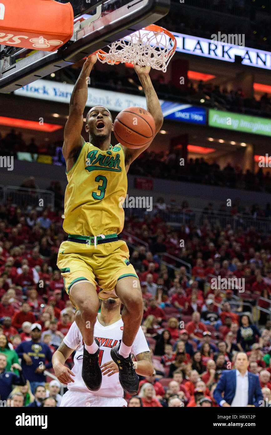 Notre dame fighting irish forward v j beachem 3 hi-res stock ...