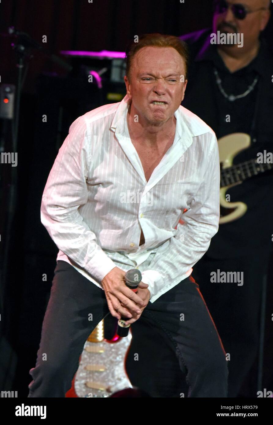 David cassidy concert hi-res stock photography and images - Alamy