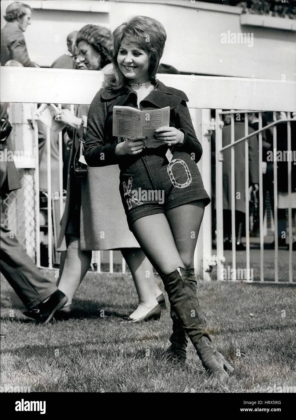 Apr. 20, 1971 - April 20th, 1971 Racing at Epsom Ã¢â‚¬" Lulu studies ...