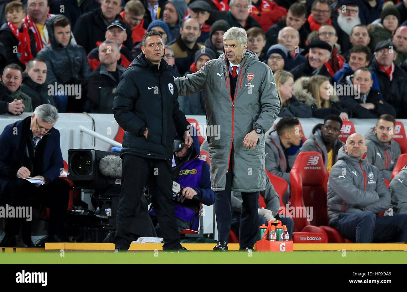 Arsenal manager Arsene Wenger (right) with fourth official Andre ...