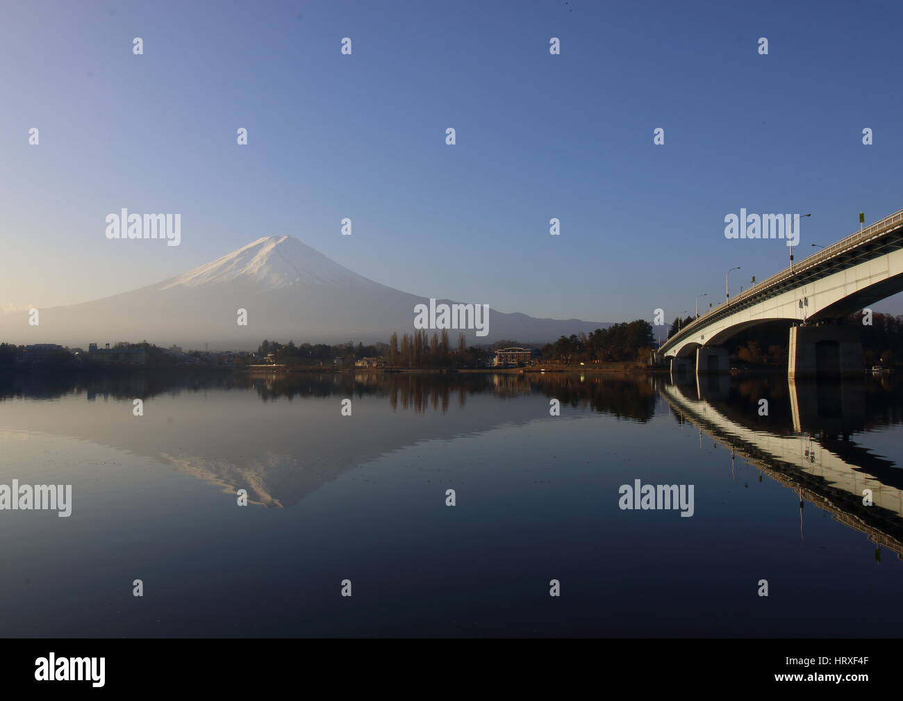 View of Mount Fuji and Ohashi Bridge and their mirror image on Lake ...