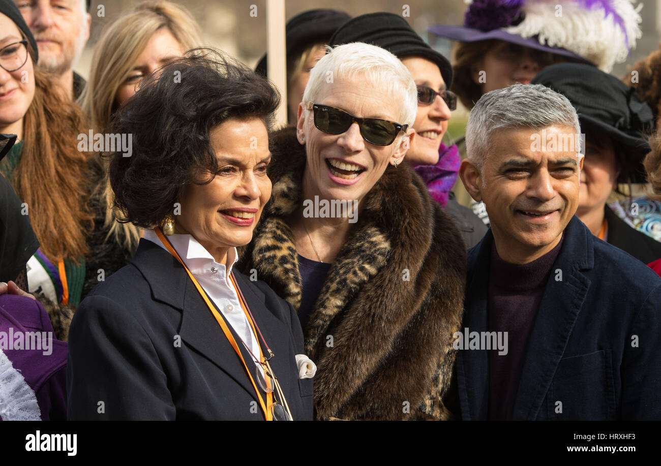 (left to right) Bianca Jagger, Annie Lennox and Mayor of London Sadiq ...
