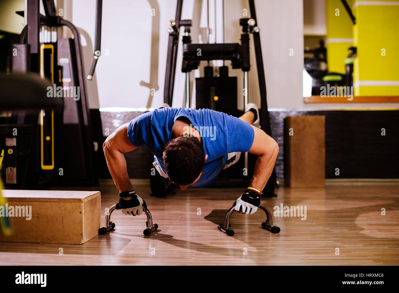 Chest push ups hi-res stock photography and images - Alamy