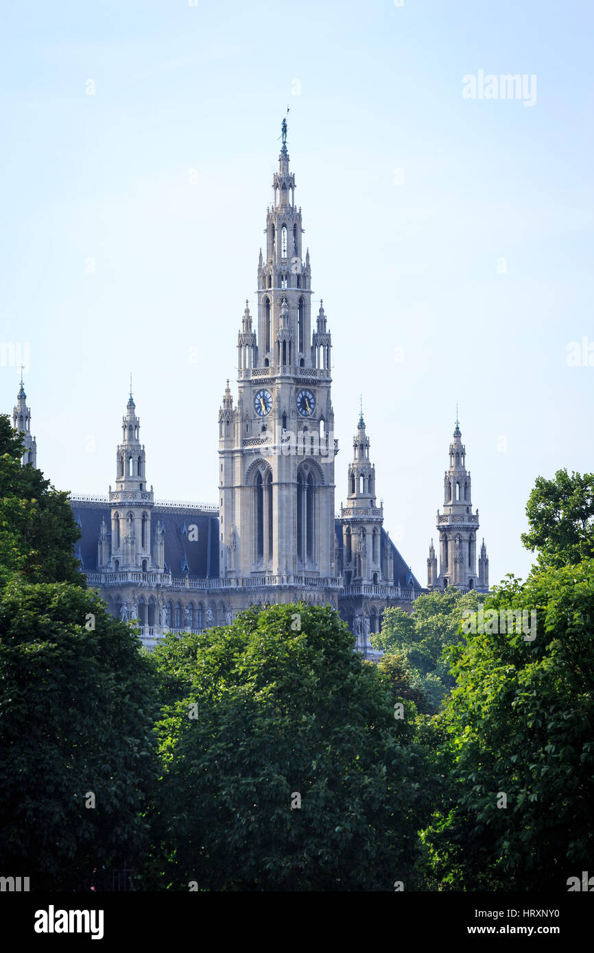 Rathaus building hi-res stock photography and images - Alamy