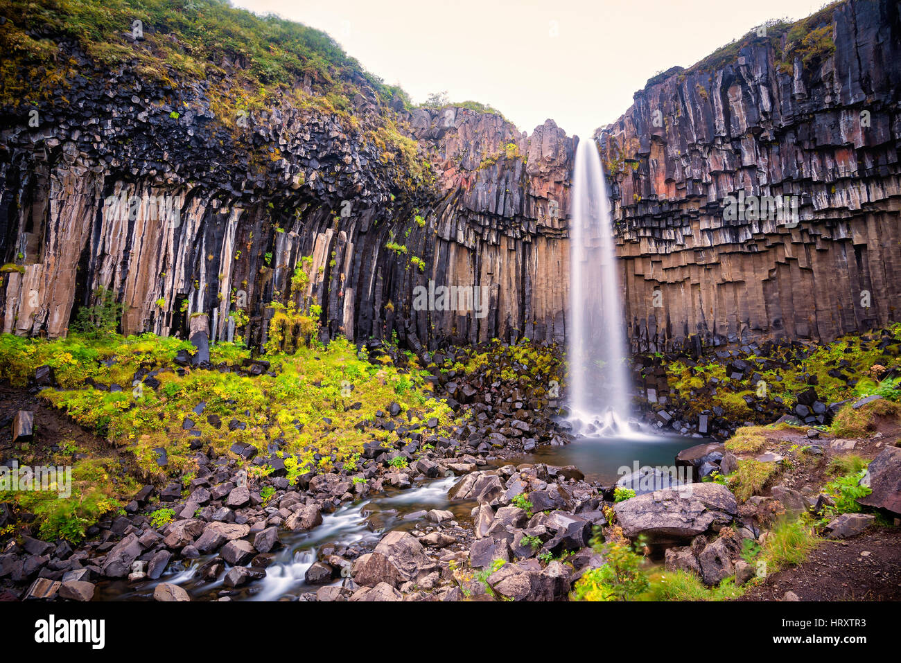 Hexagonal rock hi-res stock photography and images - Alamy