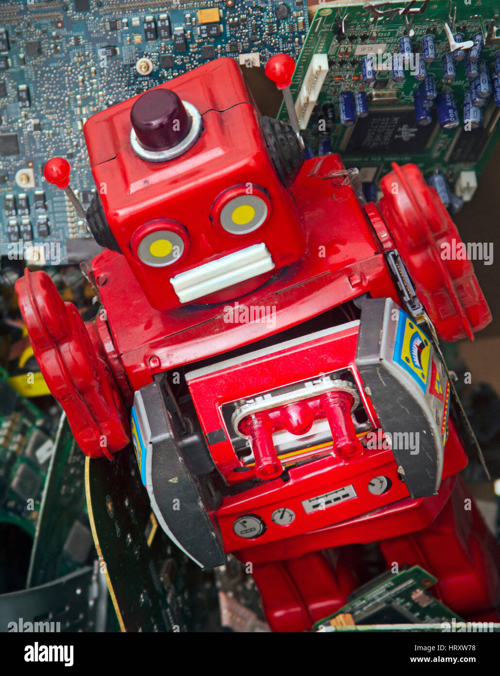 retro red robot with old electronics Stock Photo - Alamy