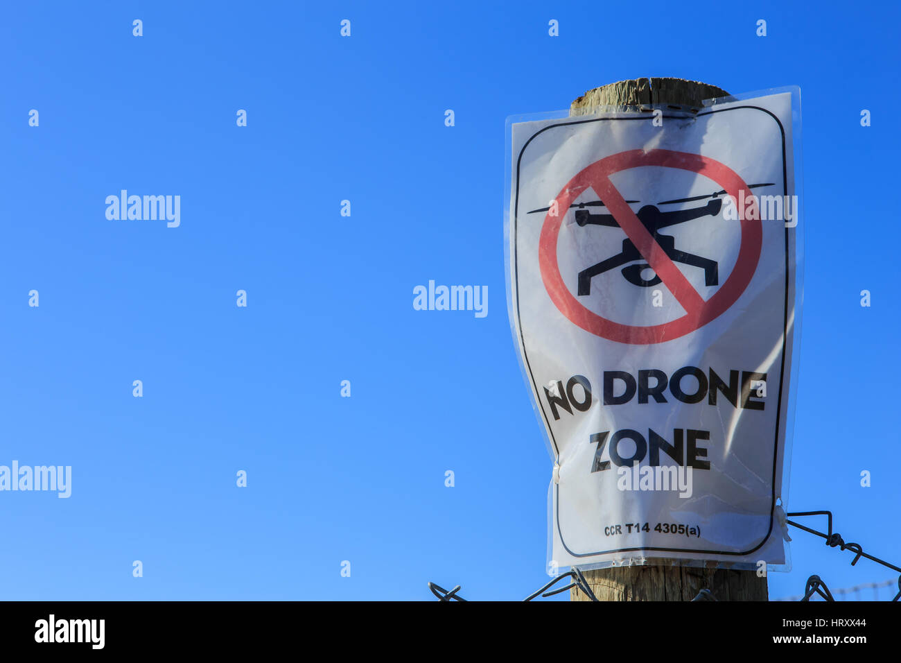 No drone flying zone sign at the wildlife Piedras Blancas elephant seal ...