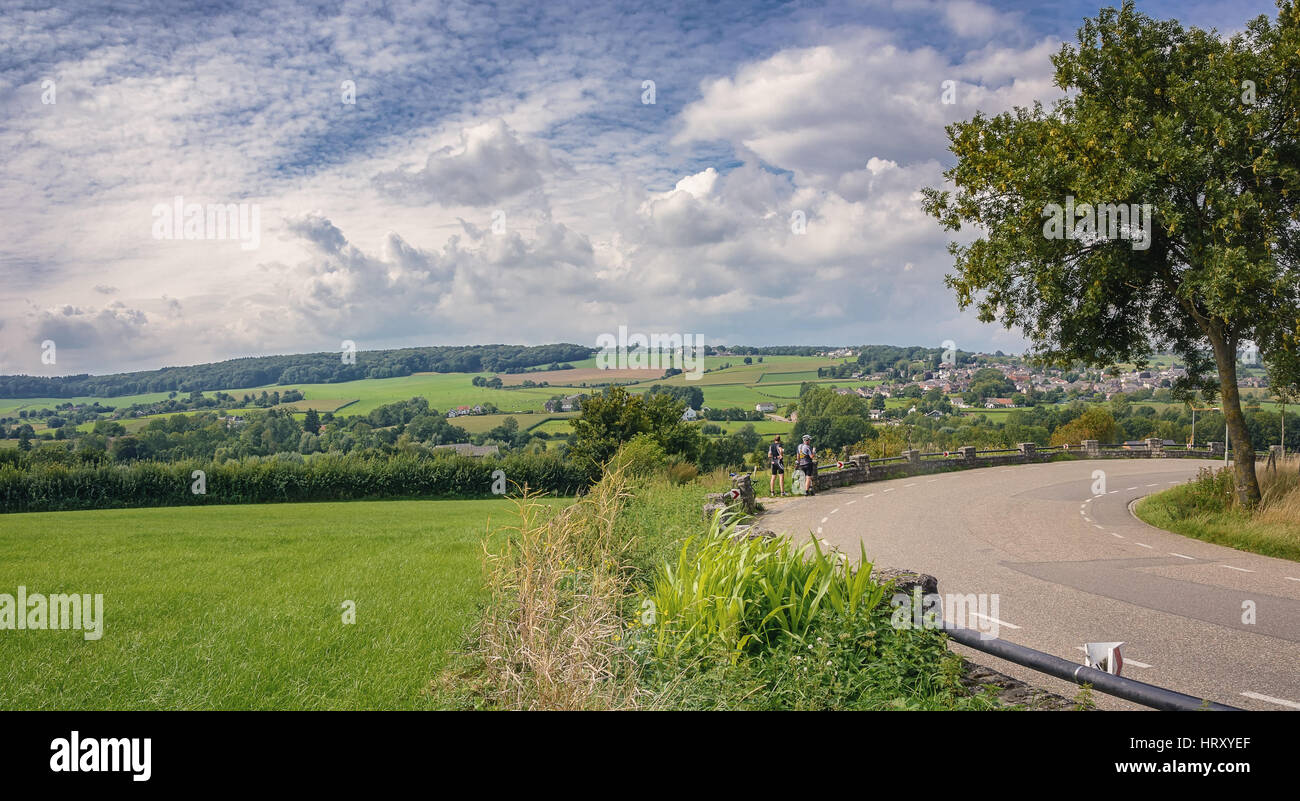 Hilly area hi-res stock photography and images - Alamy