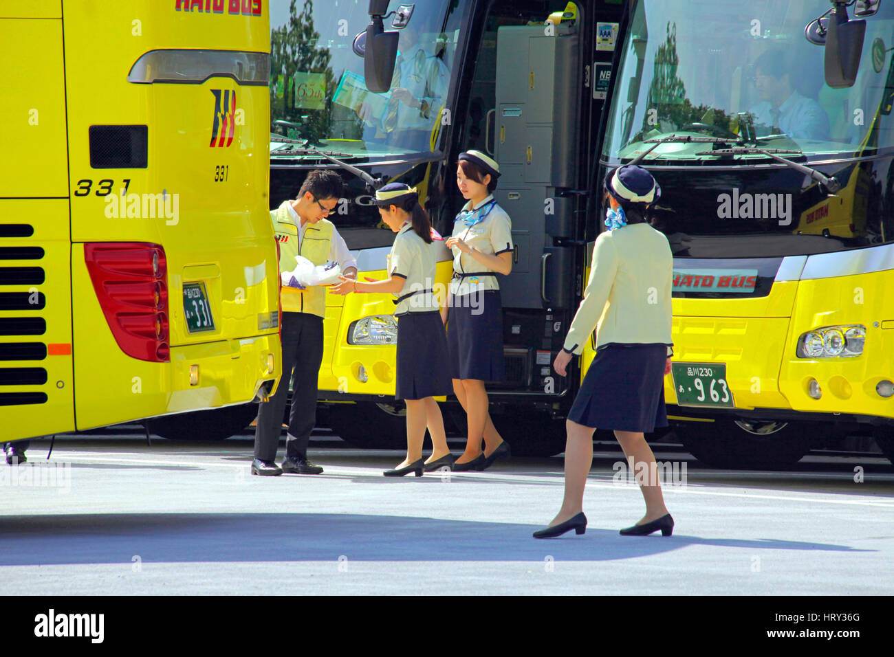 Hato Bus Sightseeing Bus Tokyo Japan Stock Photo - Alamy