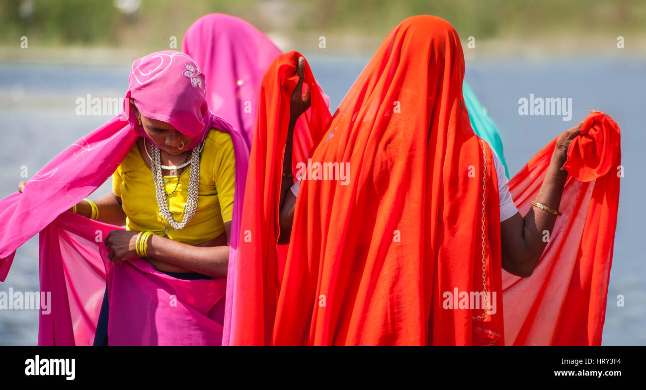 Women in colourful sarees hi-res stock photography and images - Alamy