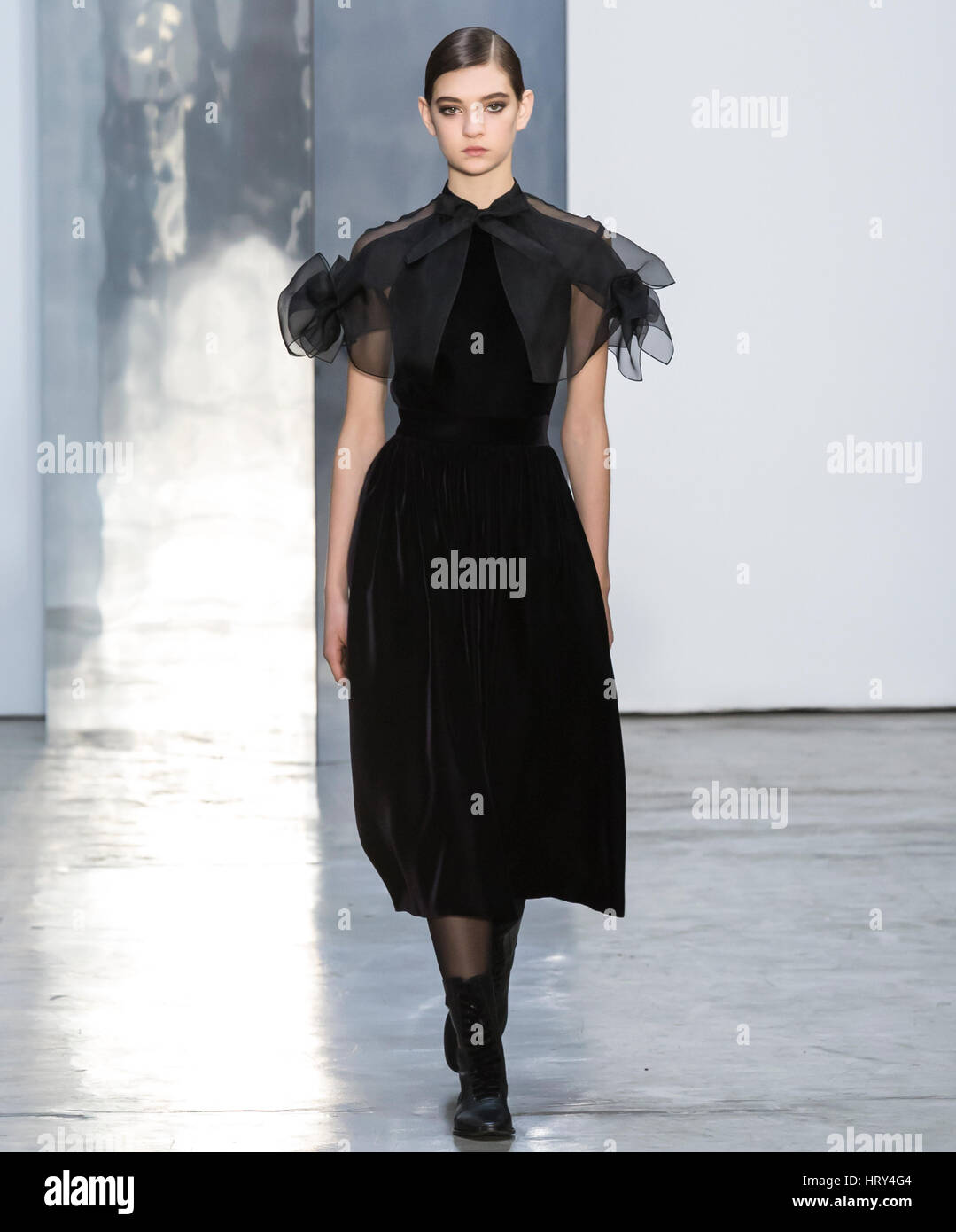 Julia ratner hi-res stock photography and images - Alamy