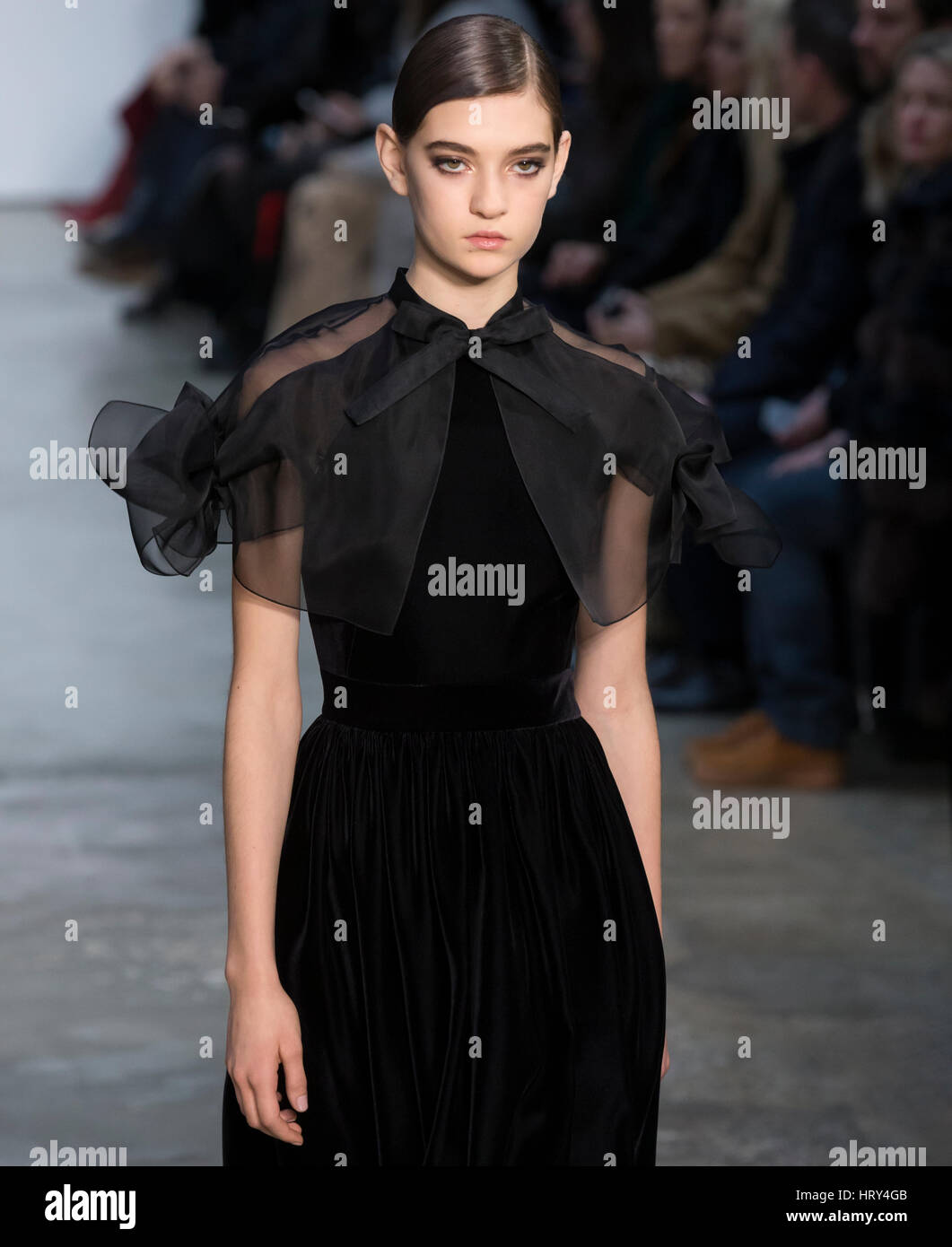 Julia ratner hi-res stock photography and images - Alamy