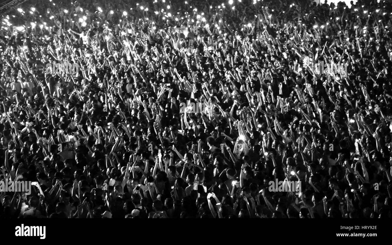 Concert Crowd Photography