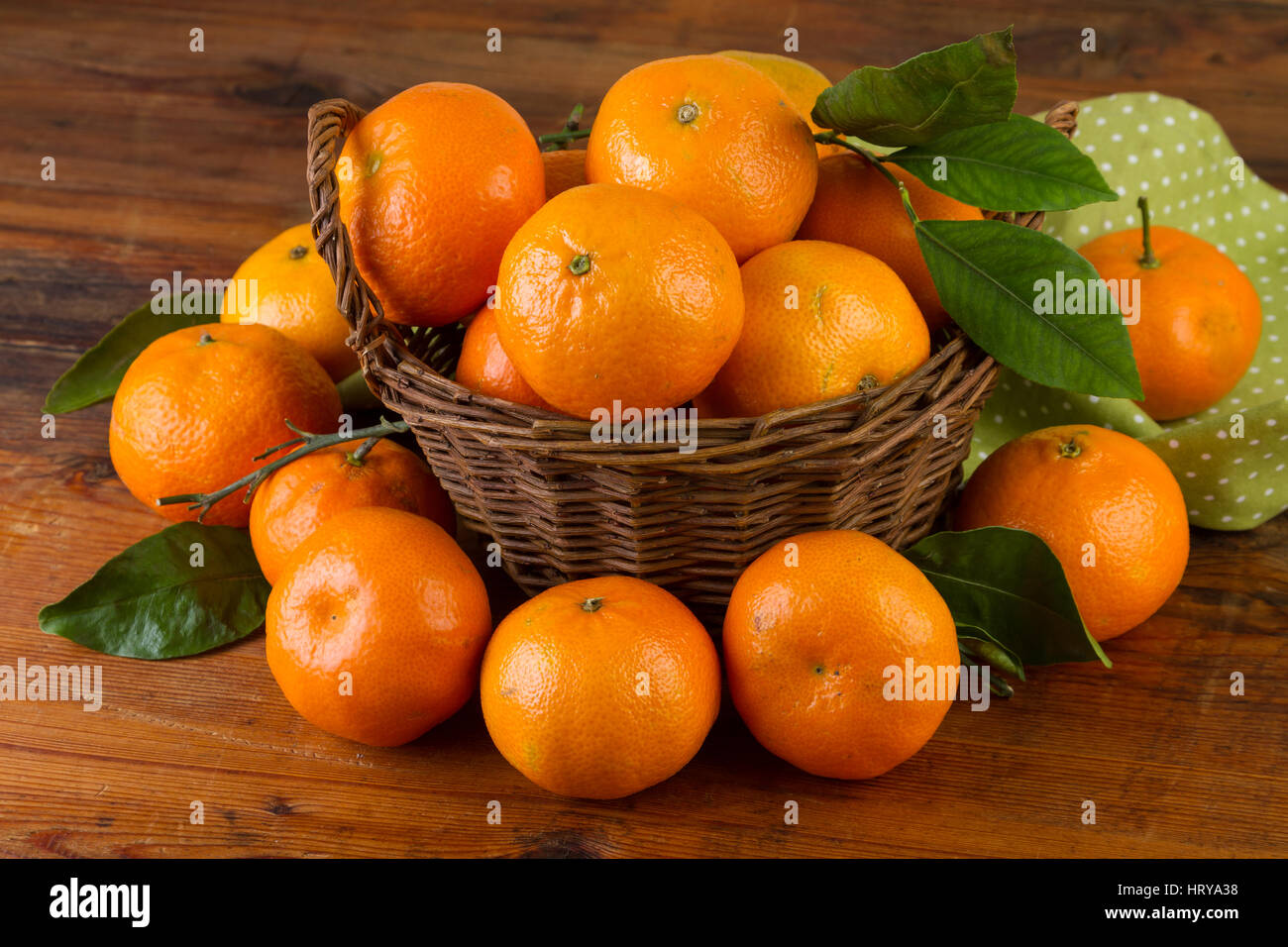 Tangerine fruit hi-res stock photography and images - Alamy