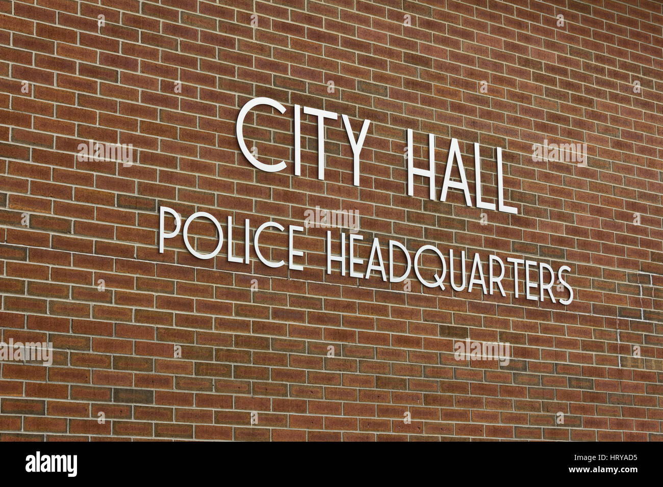 City Hall & Police Headquarters - Simple City Hall - Police ...