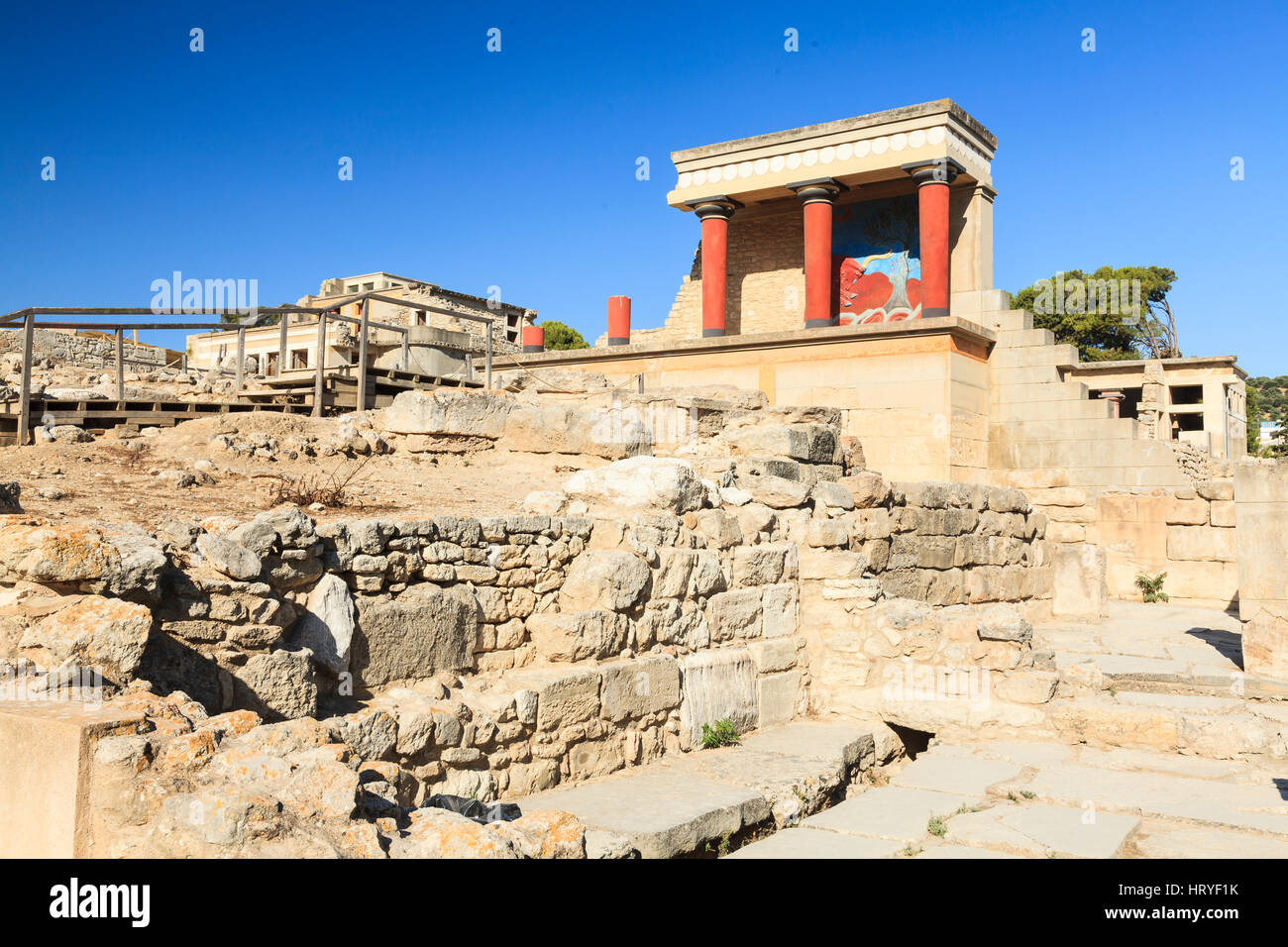 Temple of knossos hi-res stock photography and images - Alamy