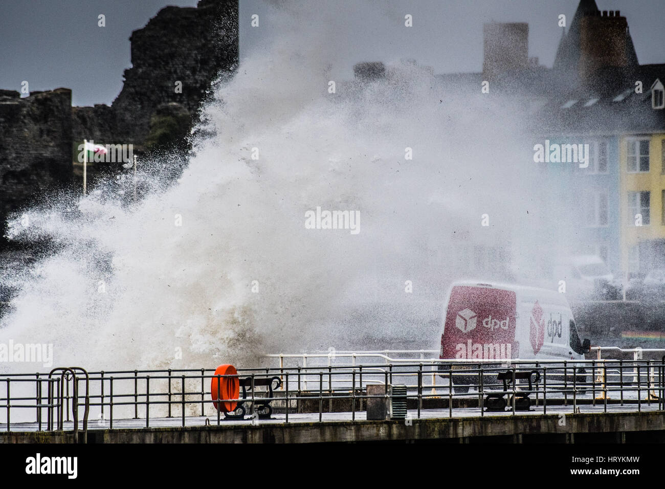 Aberystwyth, Wales, UK. 5th March, 2017. UK Weather: On a day of ...