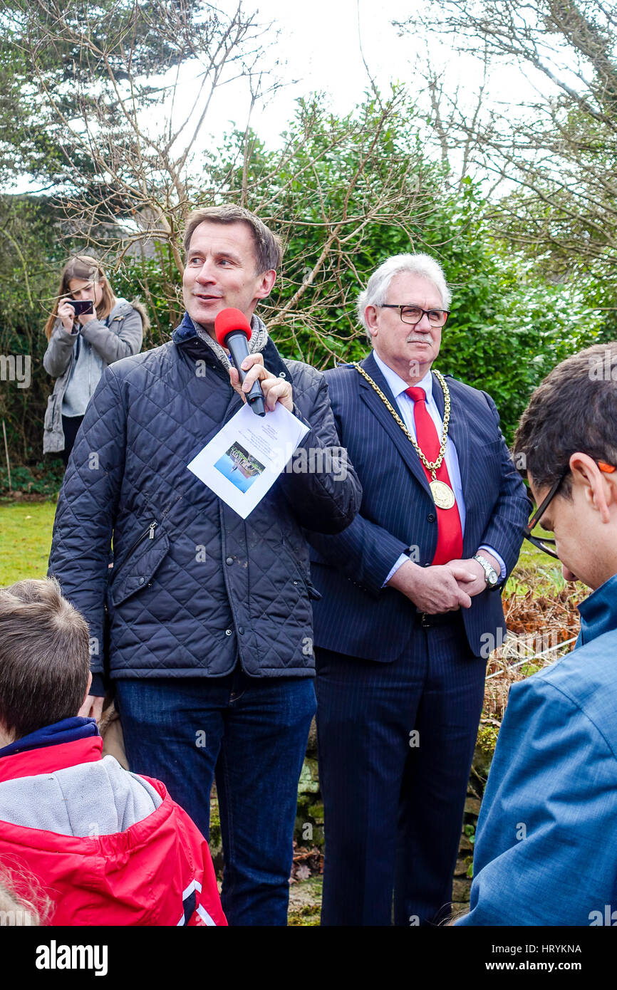 Busbridge church hi-res stock photography and images - Alamy