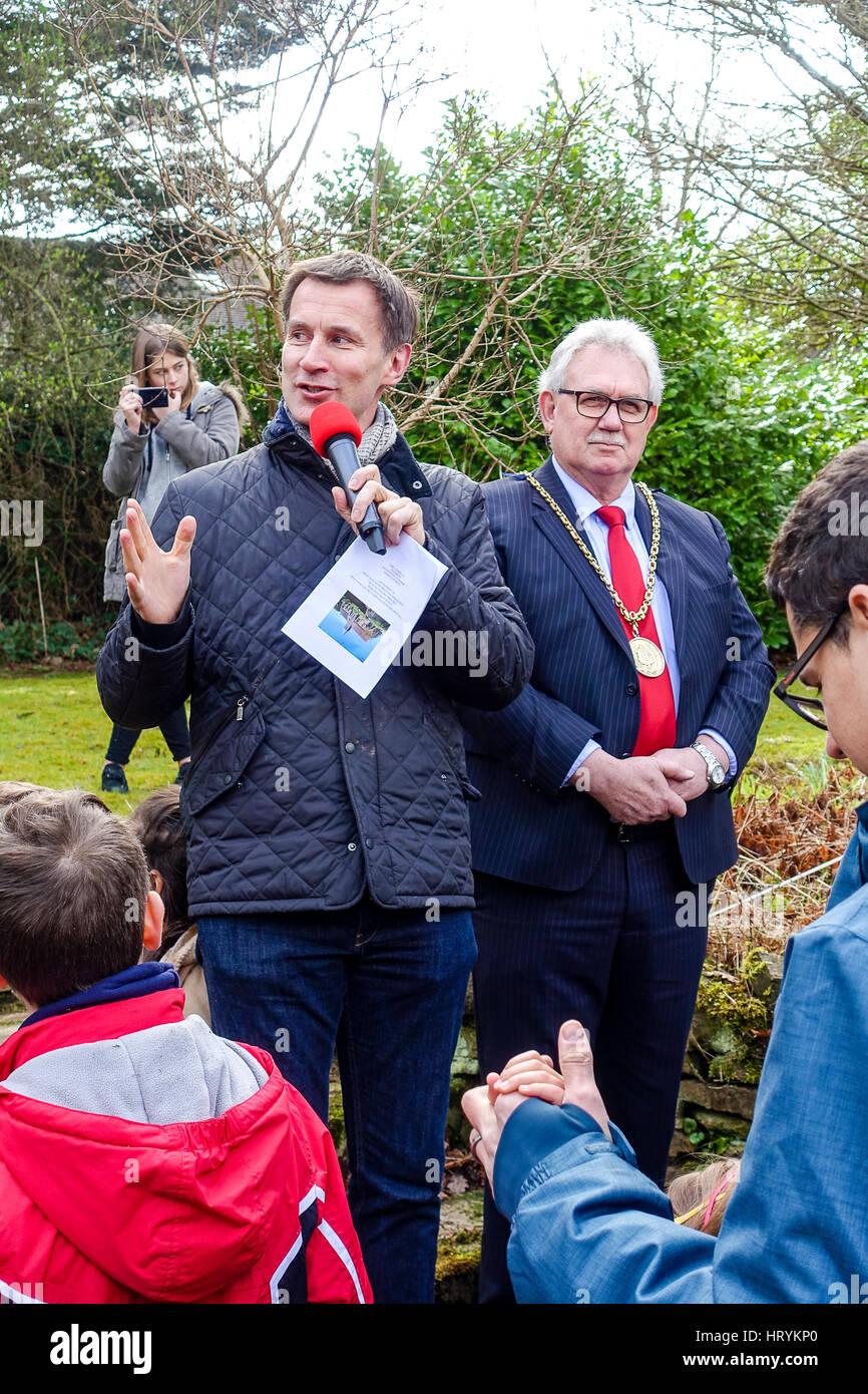 Busbridge church hi-res stock photography and images - Alamy