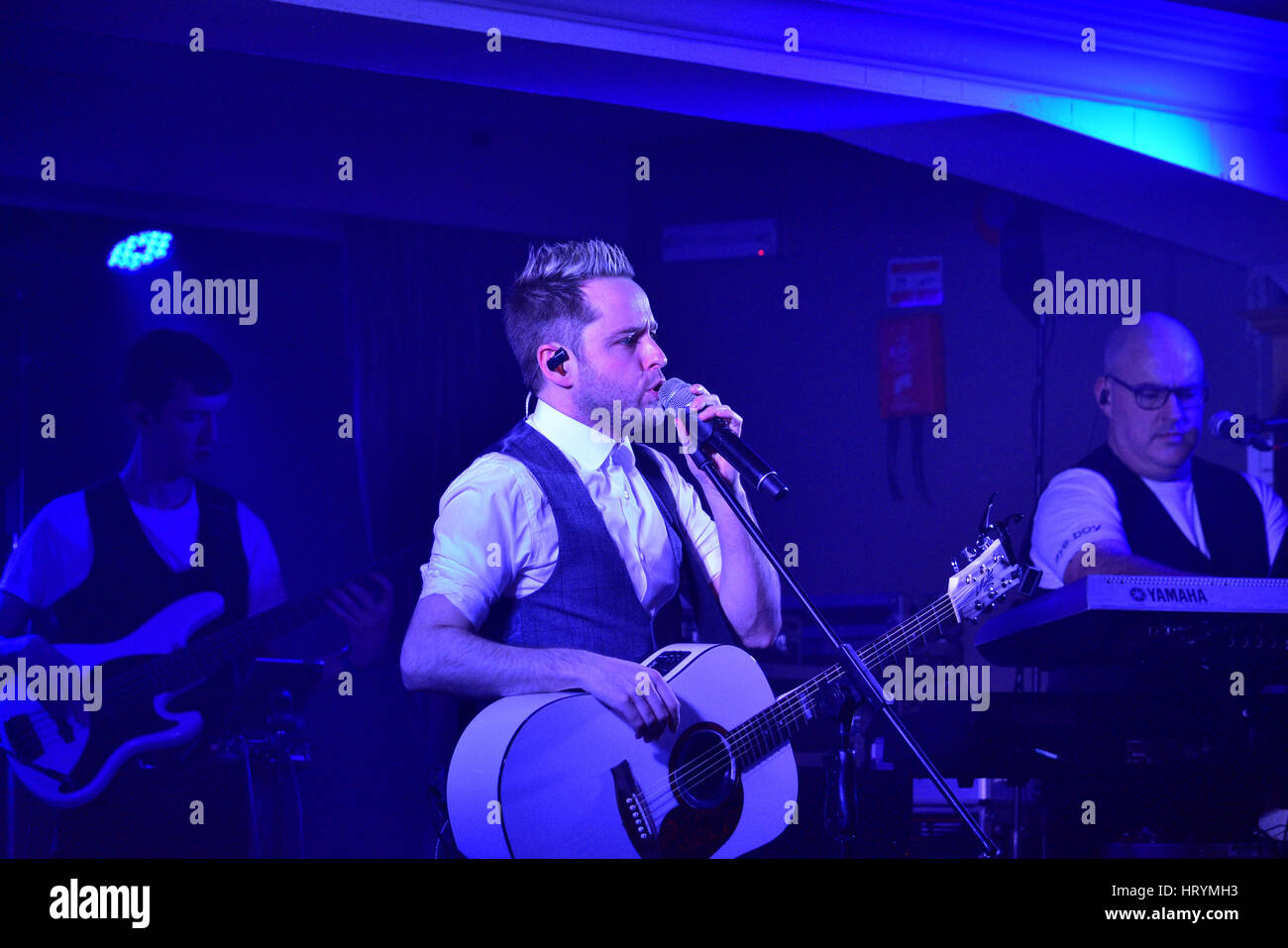 Irish Country Music Singer/Songwriter Derek Ryan in Concert.. Credit ...